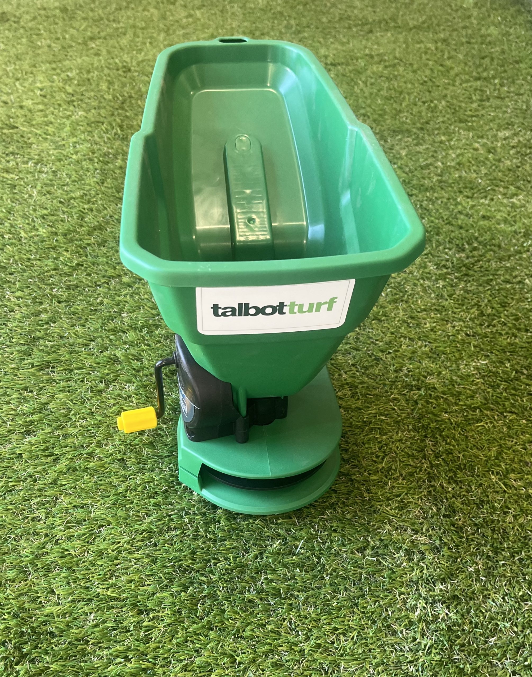 MERIT HAND HELD LAWN SPREADER 2L – Talbot Turf